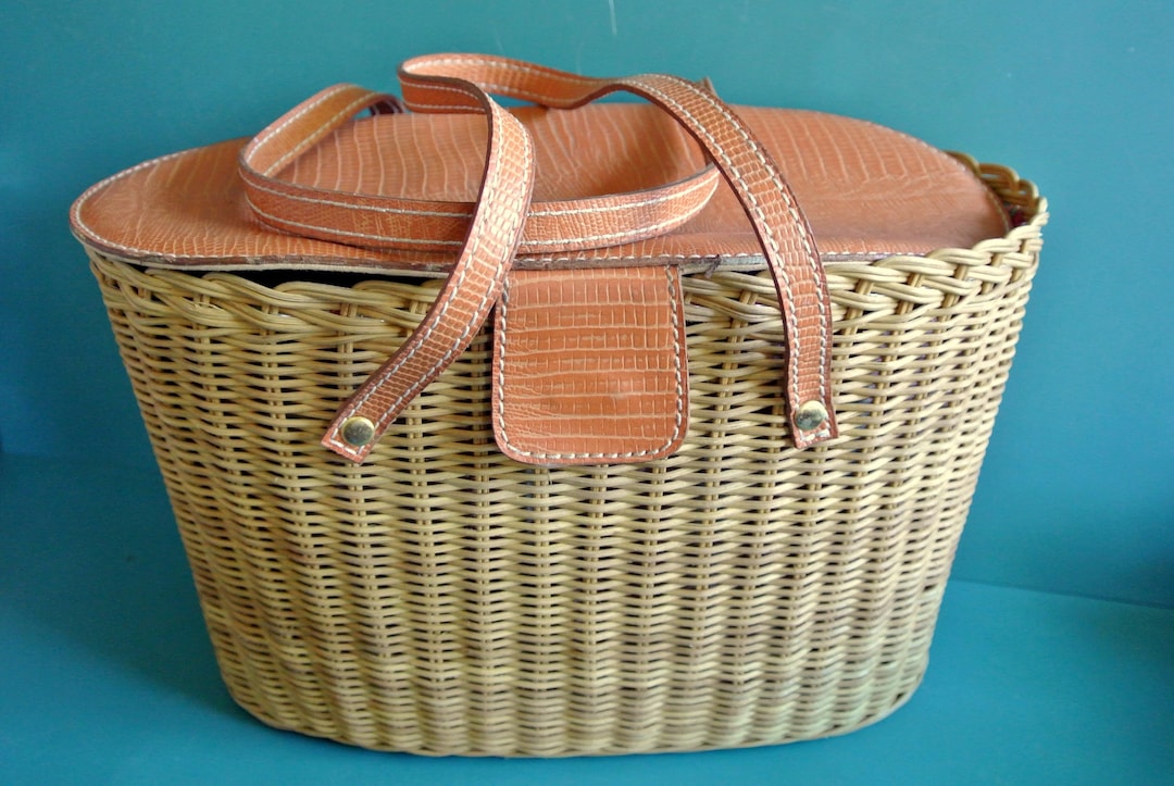 RARE Swedish Vintage 1950s Plaited Oval HANDMADE Exellently Well Done ...