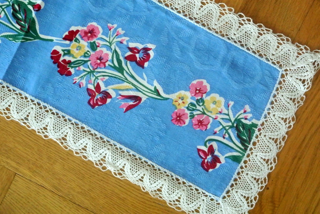 Swedish Retro Vintage 1950s Printed Cotton Design Tablecloth Runner ...