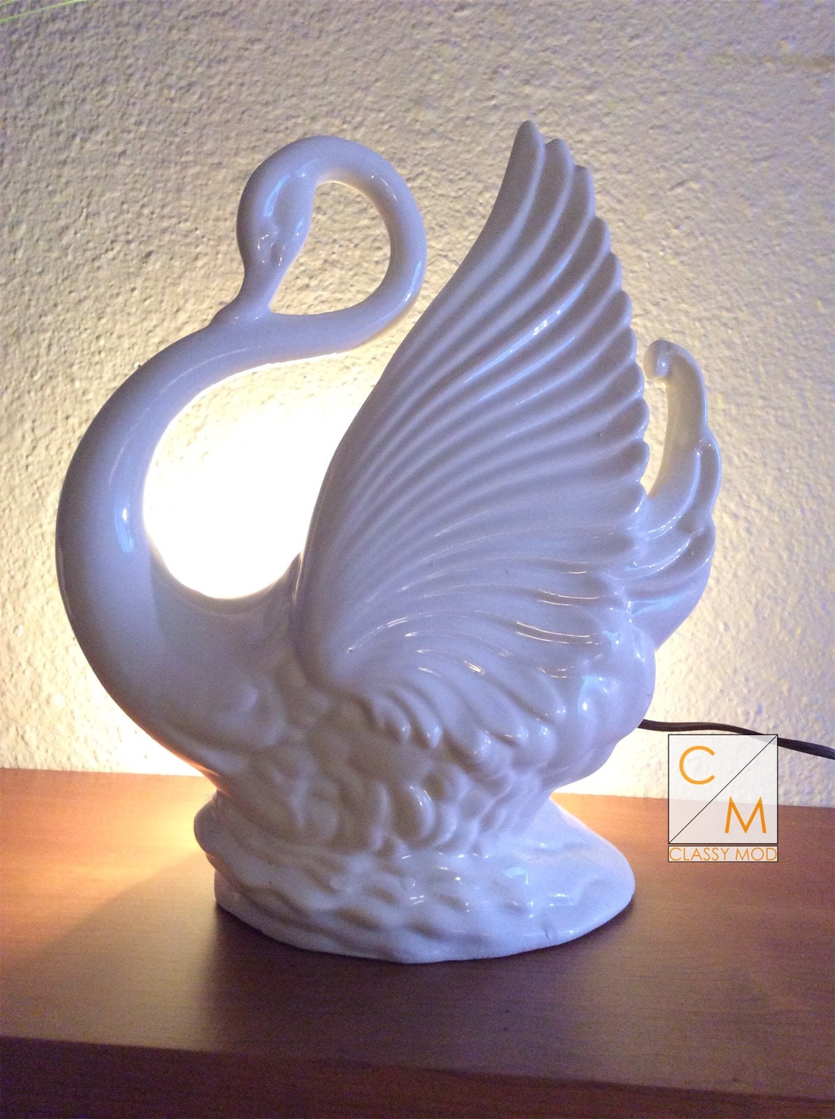 TV Lamp 1960 50s White Swan Ceramic Lighting Retro Vintage 60s Maddox ...