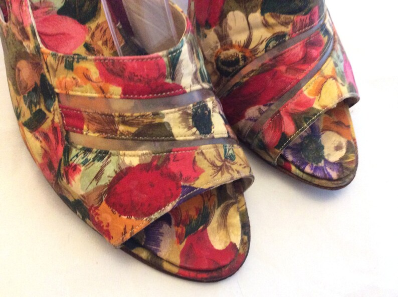 Handmade floral heels shoes sandals strappy Amano vintage size | Etsy