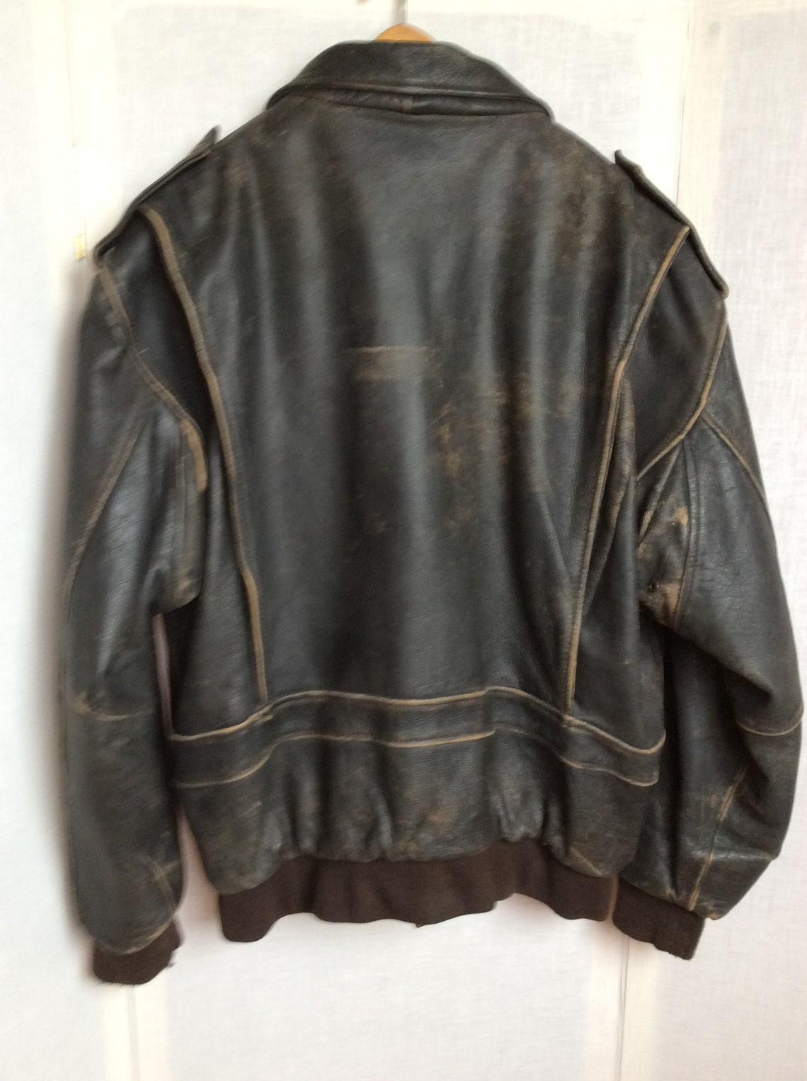 Distressed Leather Bomber Jacket Retro Vintage Medium Size - Etsy