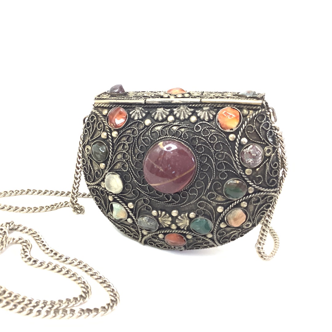 Sajai Agate Scroll Clam Shell Bag Precious Stones Metal Box Purse ...