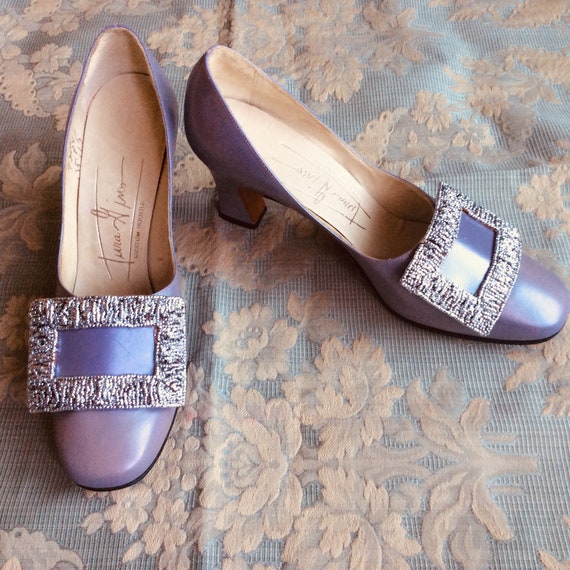 Vintage 1960s lilac pilgrim buckle wedding event heel… - Gem