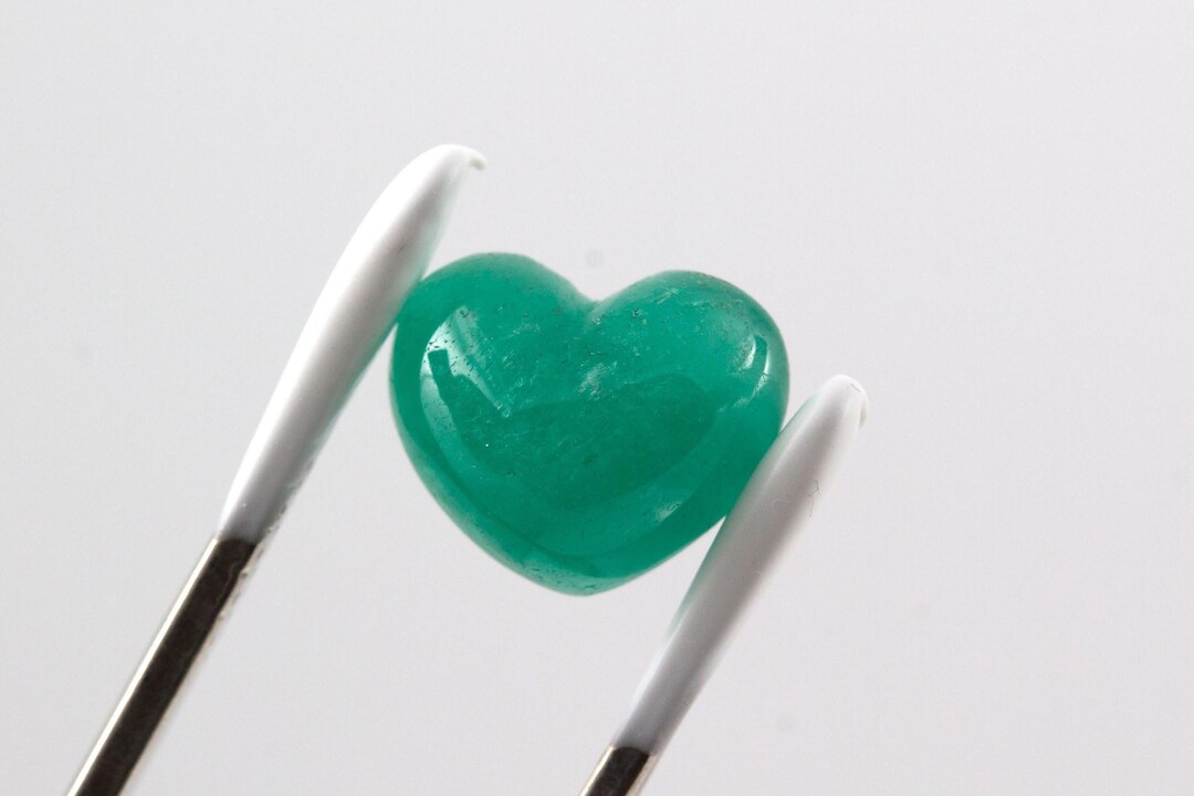 3.8 Carat Heart Cabochon Natural Colombian Emerald Loose Gemstone - Etsy
