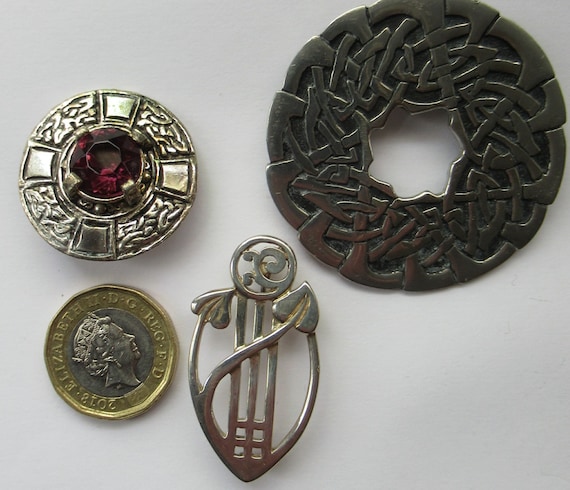 THREE Vintage Costume Jewellery Brooches. One Silver Rennie | Etsy