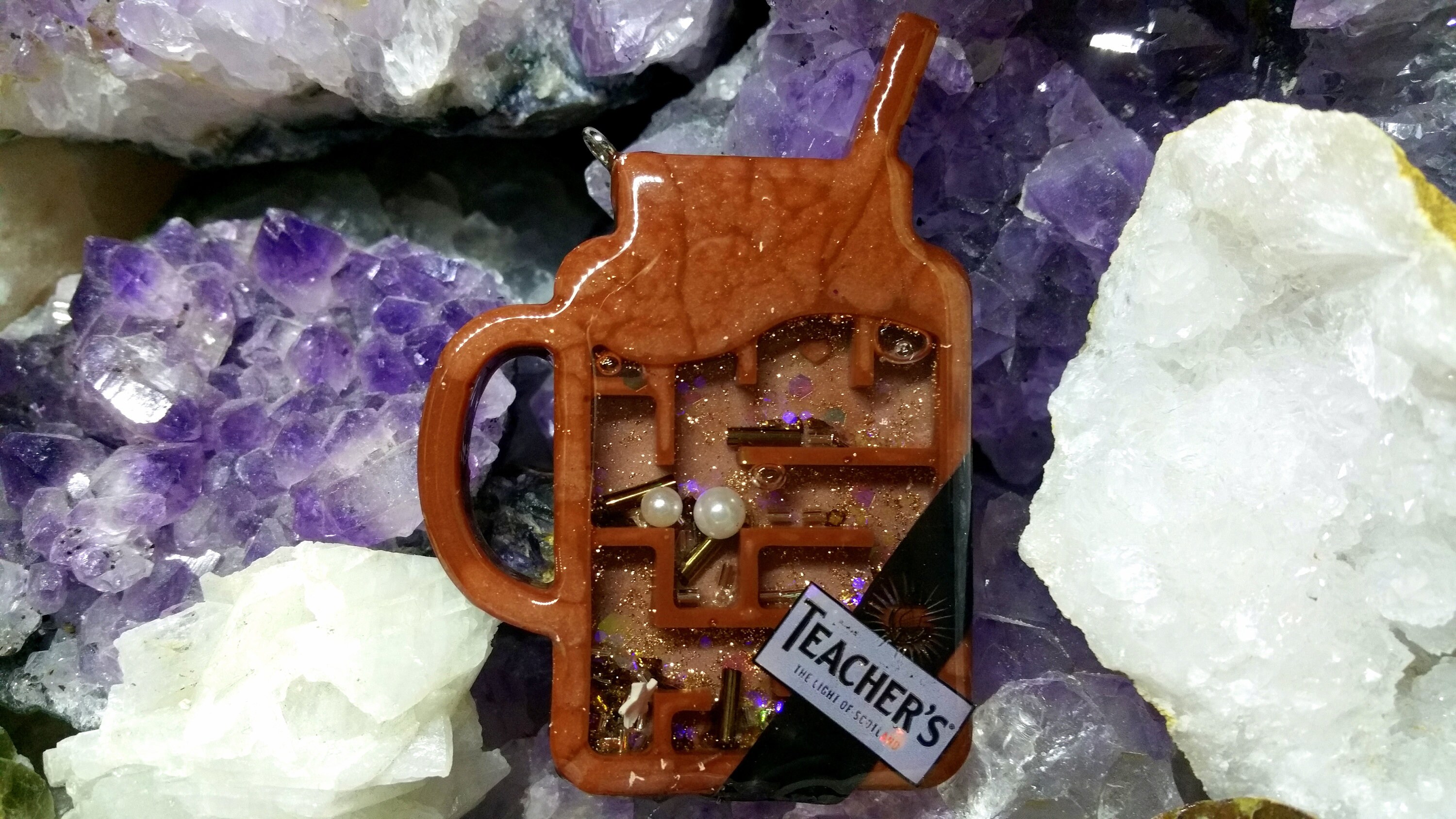 Whisky Maze Shaker Snowglobe Keyring Necklace Pendant - Etsy UK