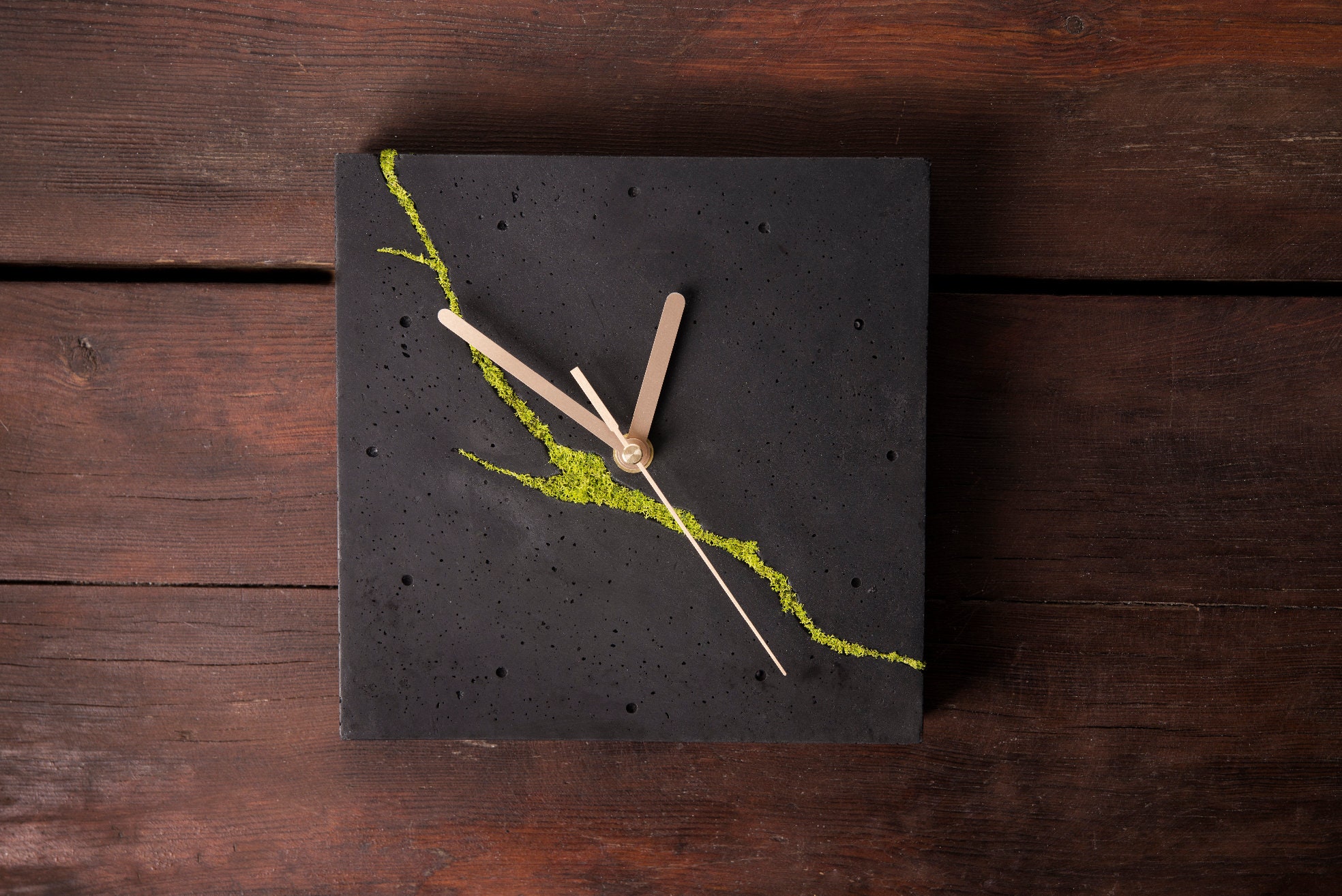 Cracked concrete square desk/wall clock with Scandinavian | Etsy