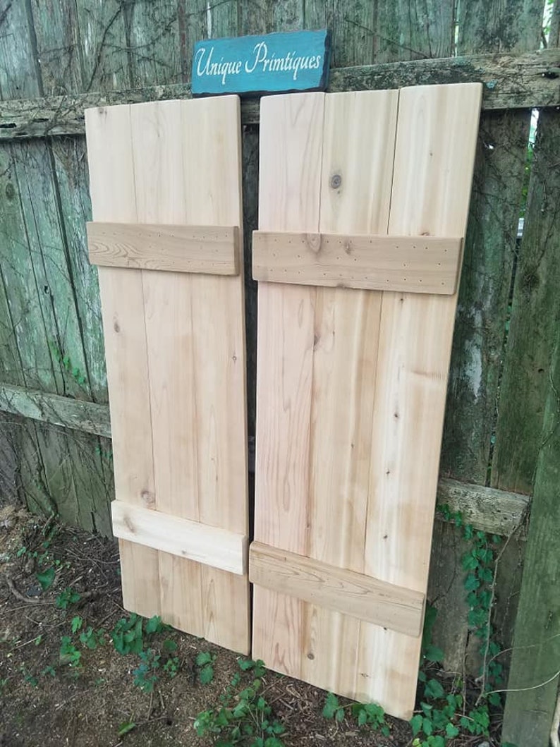 RED CEDAR SHUTTERS Farmhouse Style Rustic Farm House Wood Mini - Etsy