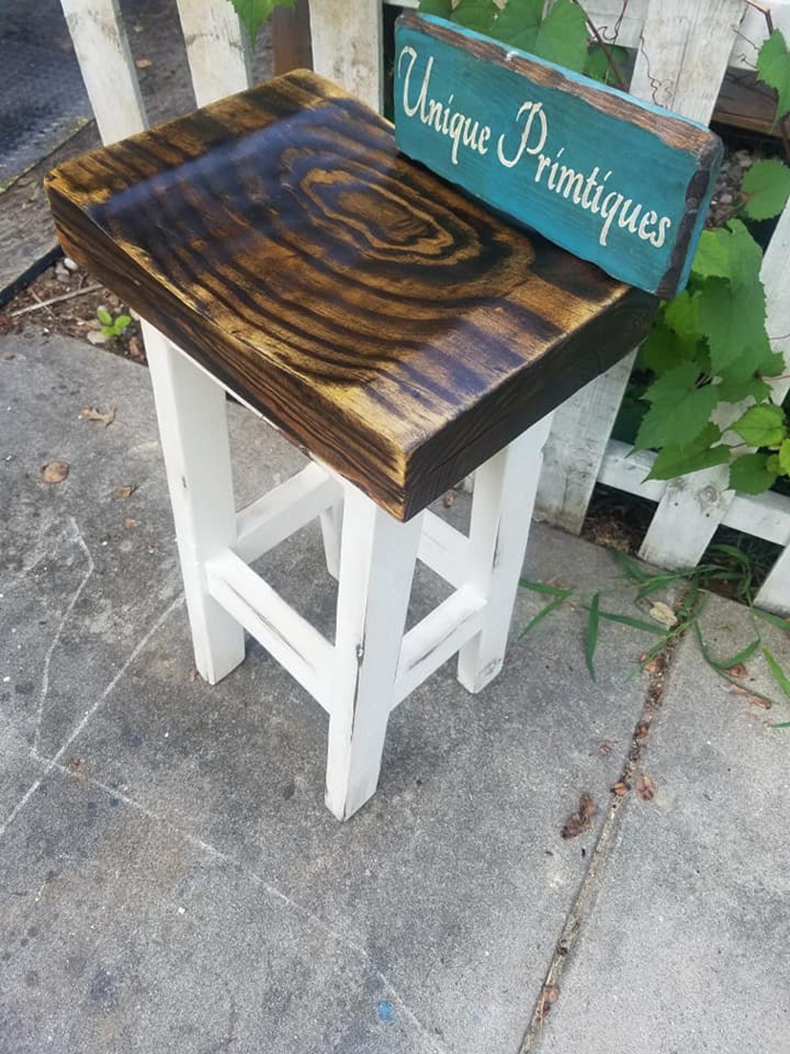 FARMHOUSE BAR STOOLS Lot of Four Rustic Farm House Kitchen - Etsy