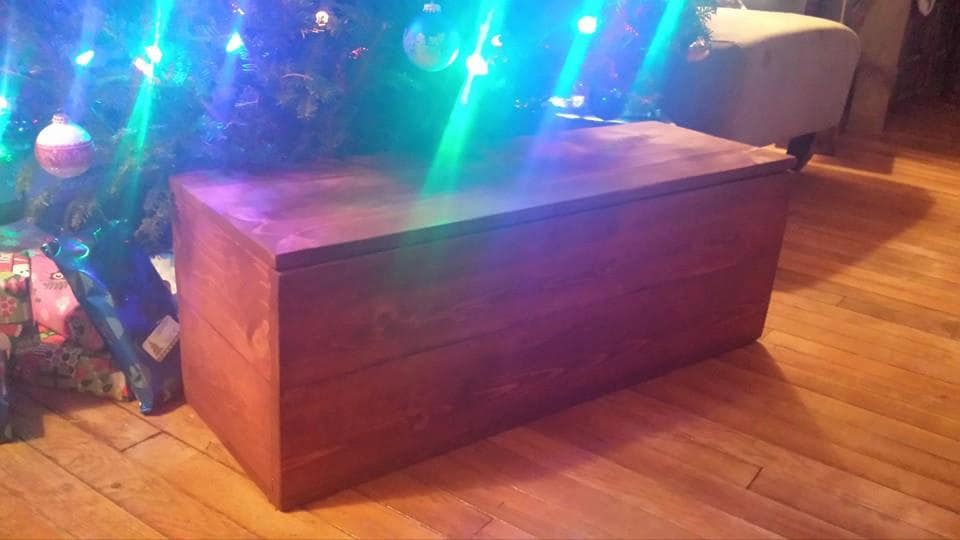 RED CHESTNUT Stained Large Primitive Wood Storage Chest Wooden Trunk ...