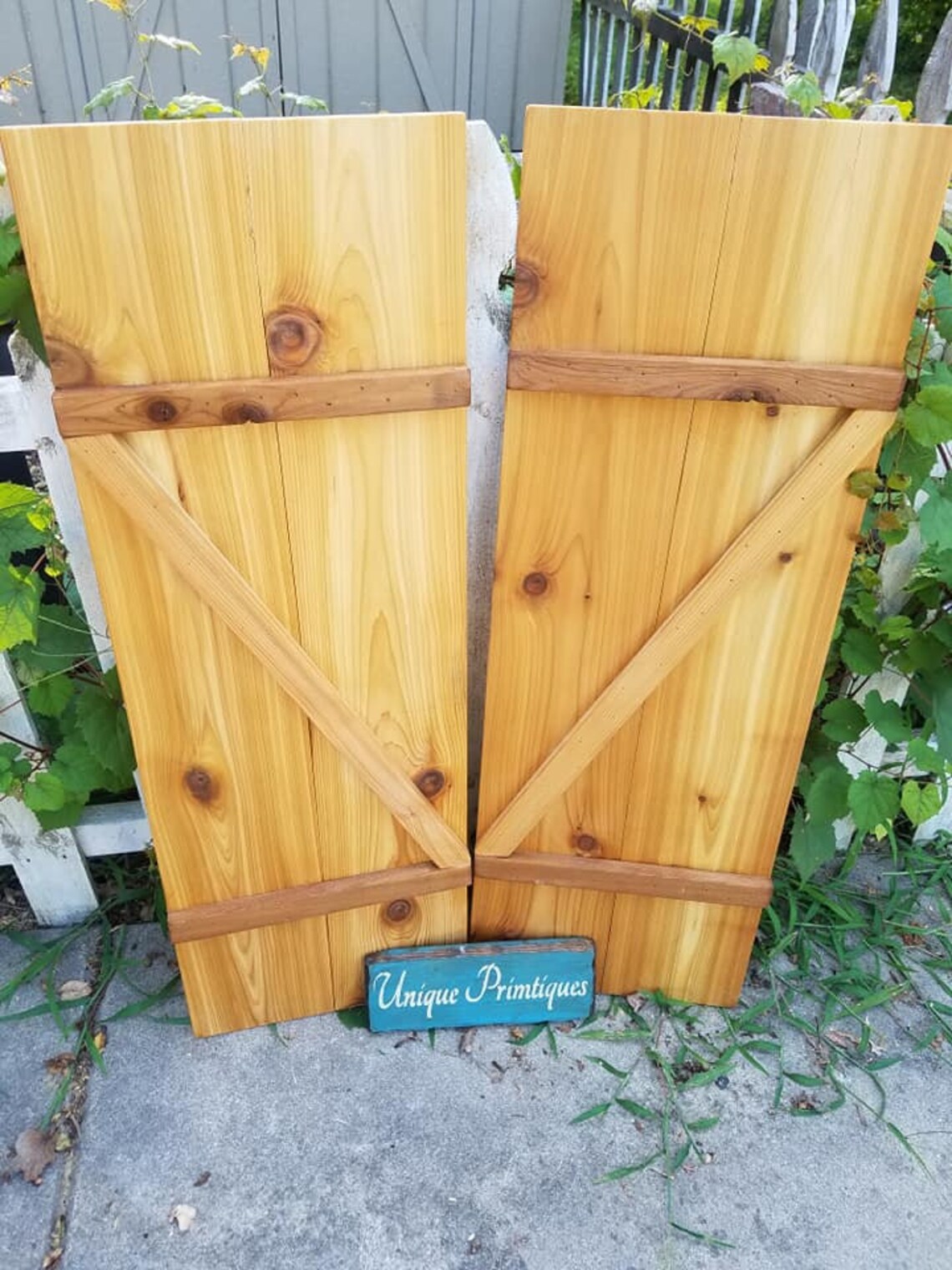 RED CEDAR SHUTTERS Farmhouse Style Rustic Farm House Wood Mini | Etsy