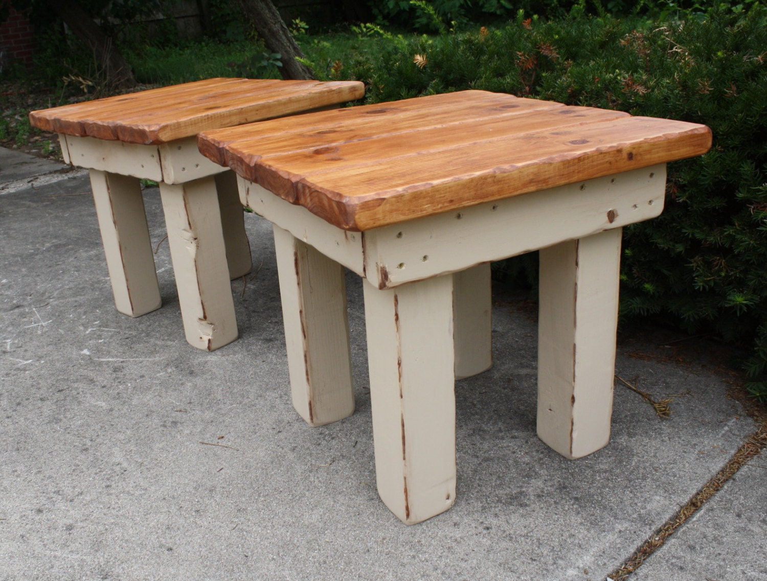 FARMHOUSE END TABLES Rustic Farm House Light American Walnut Antique ...