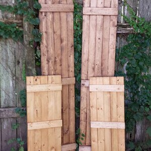 Rustic COASTAL WOOD SHUTTERS 5-slat Turquoise Beach Cottage Living ...