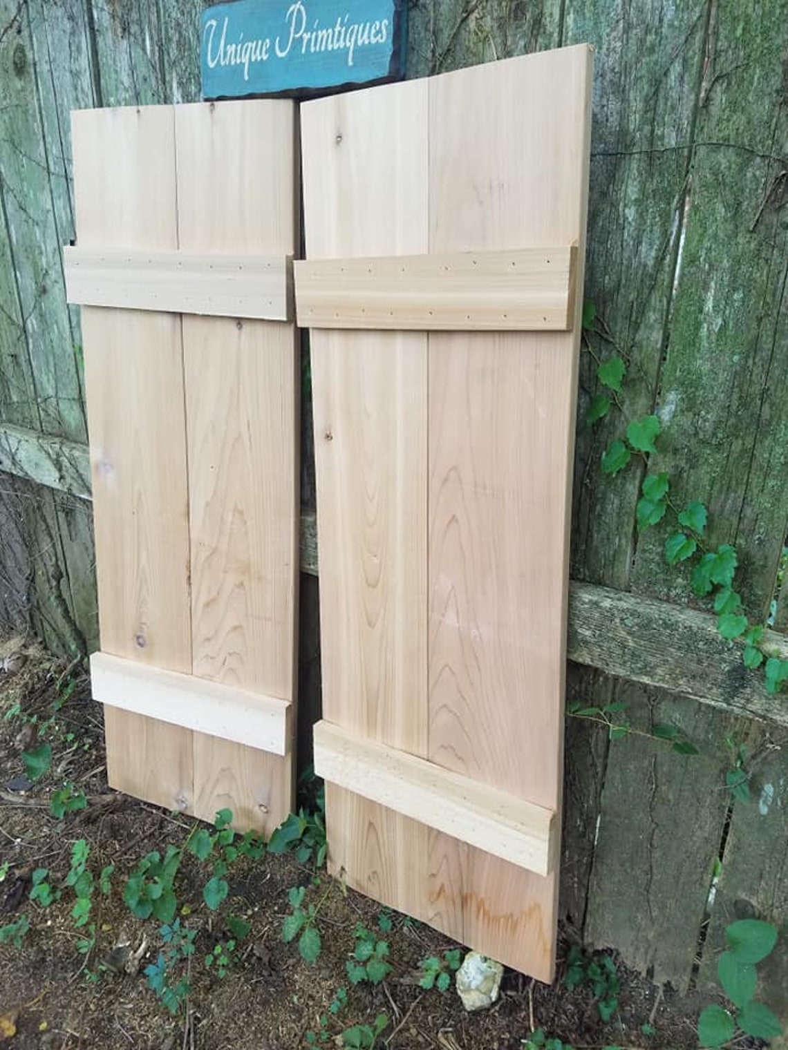 RED CEDAR SHUTTERS Farmhouse Style Rustic Farm House Wood Mini | Etsy