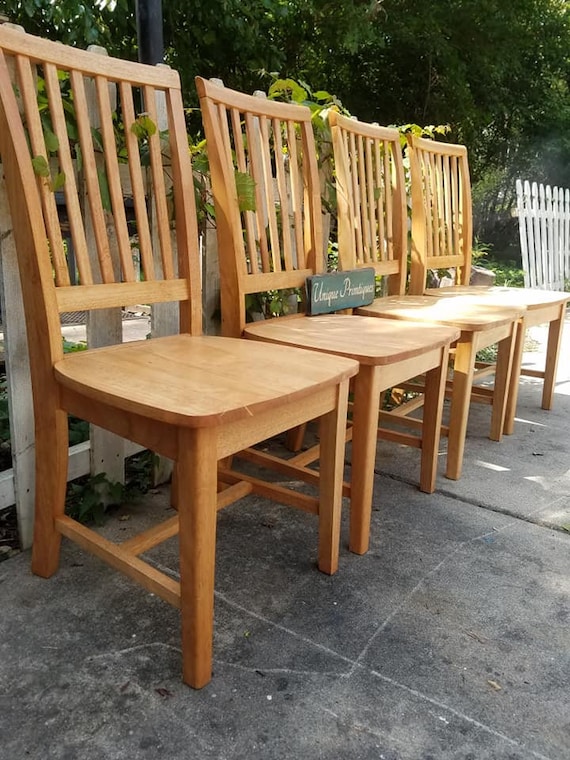 FOUR Rustic Wood Malaysian Oak CHAIRS Custom Colors Welcome by Unique Primtiques Solid Wood Slat Back Mission Style Kitchen Dining Room Etsy Canada