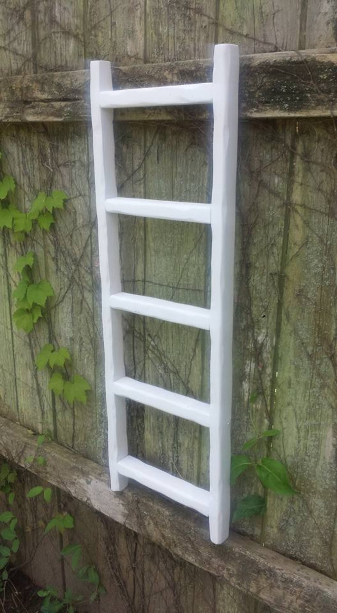 RUSTIC WOOD LADDER Primitive Reclaimed Home Decor Jewelry Display Tie ...