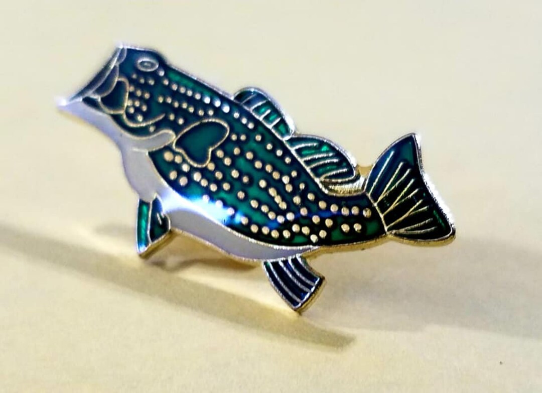 VINTAGE '70's HAT PIN Lapel Trophy Largemouth Leaping Bass Fisherman ...