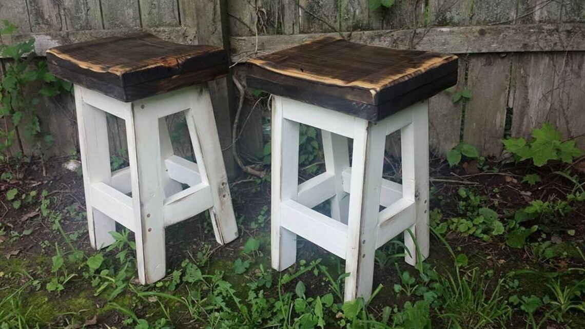 FARMHOUSE BAR STOOLS Lot of Four Rustic Farm House Kitchen - Etsy