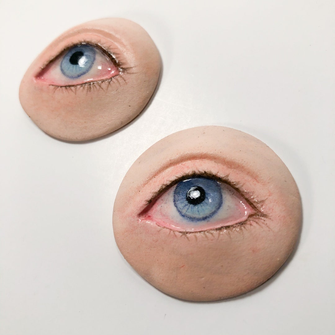 Hand Painted Lover's Eye Pin – Customizable Badge - Etsy