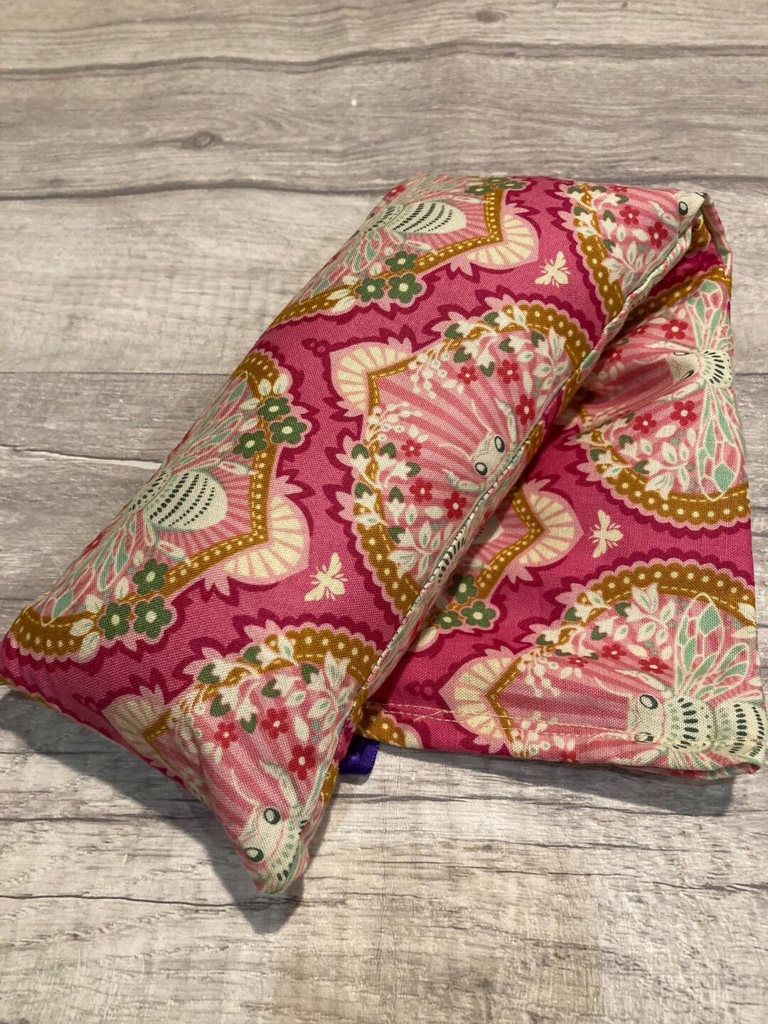 Microwavable Wheat Bag , Wheat Bag With Bees .bees Designs Fabric Hot ...