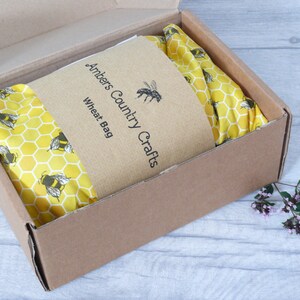 Microwavable Wheat Bag , Wheat Bag With Bees .bees Designs Fabric Hot ...