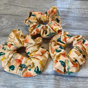 Toadstool Scrunchie. Women's Hair Scrunchie. Mushroom Scrunchie - Etsy