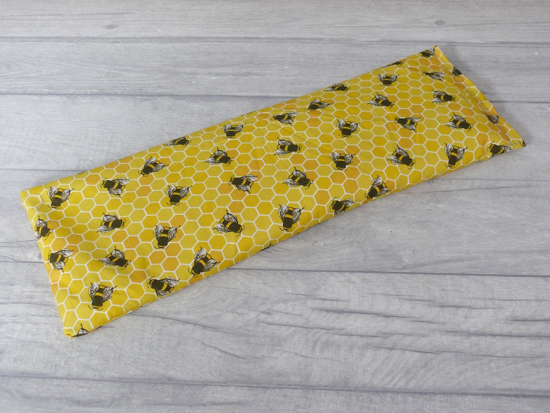 Microwavable Wheat Bag , Wheat Bag With Bees .bees Designs Fabric Hot ...
