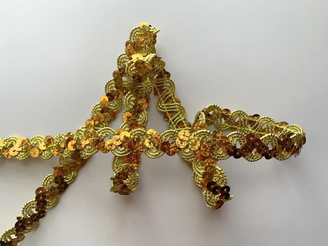 Gold Hologram Sequin Ric Rac Metallic Trim, 3 YARDS, Sparkle Trim ...