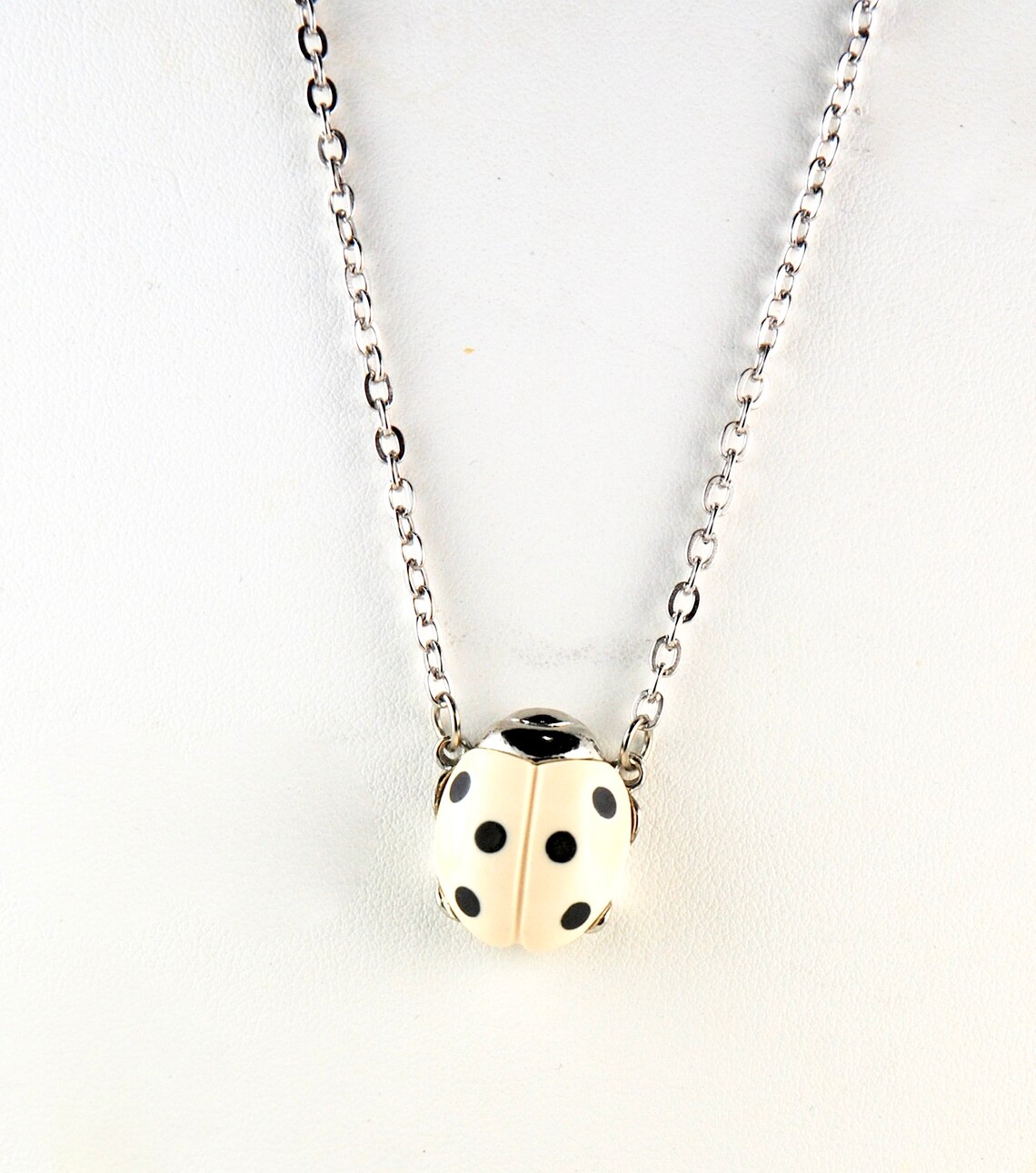 Ladybug Vintage Necklace 1970s Small GOOD LUCK Ladybug Pendant Bug ...