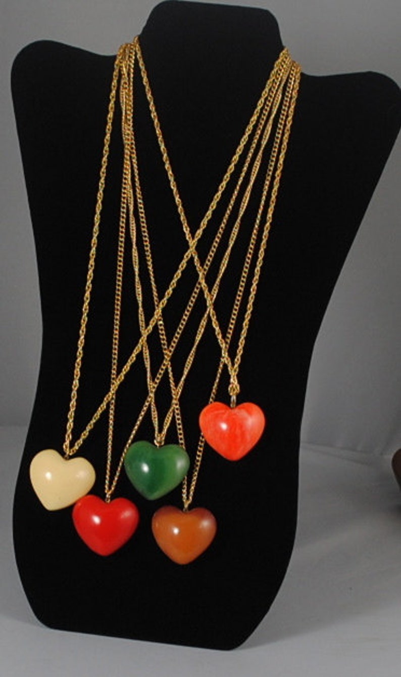 Vintage Medium Puffy Heart Pendant 1970s Resin Jewelry - Etsy