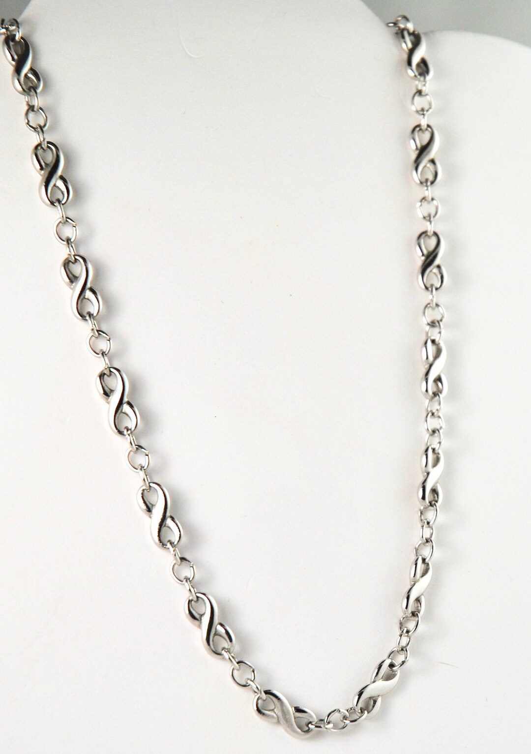 Vintage Infinity Necklace 16" Silver Toned Infinity Chain Necklace ...