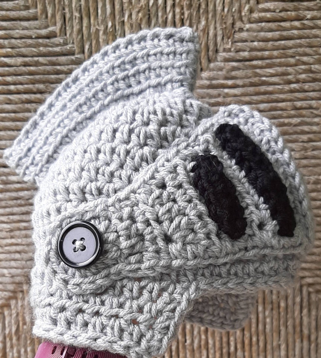 Crochet Knight Helmet Hat: Medieval Costume, Photo Prop - Etsy