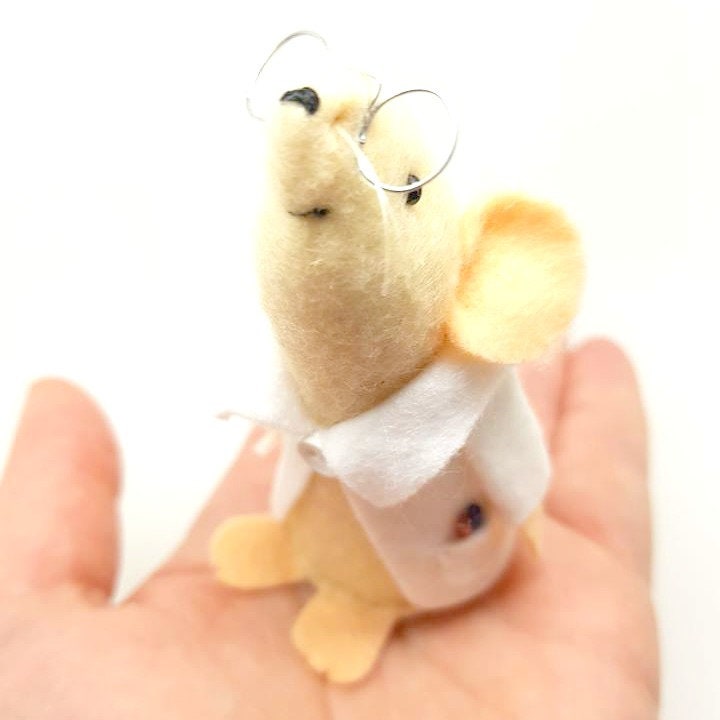 Lab Mouse, a Handmade Felt Mouse - Etsy