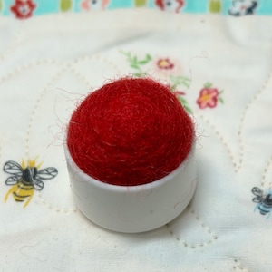 Deluxe Needle Threader Caddy - for Clover Needle Threader (accessory ...