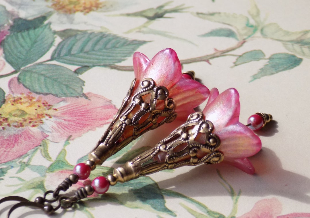 Rose Shimmer "eglantine" Lucite and Filigree Brass Hand Painted Flower ...