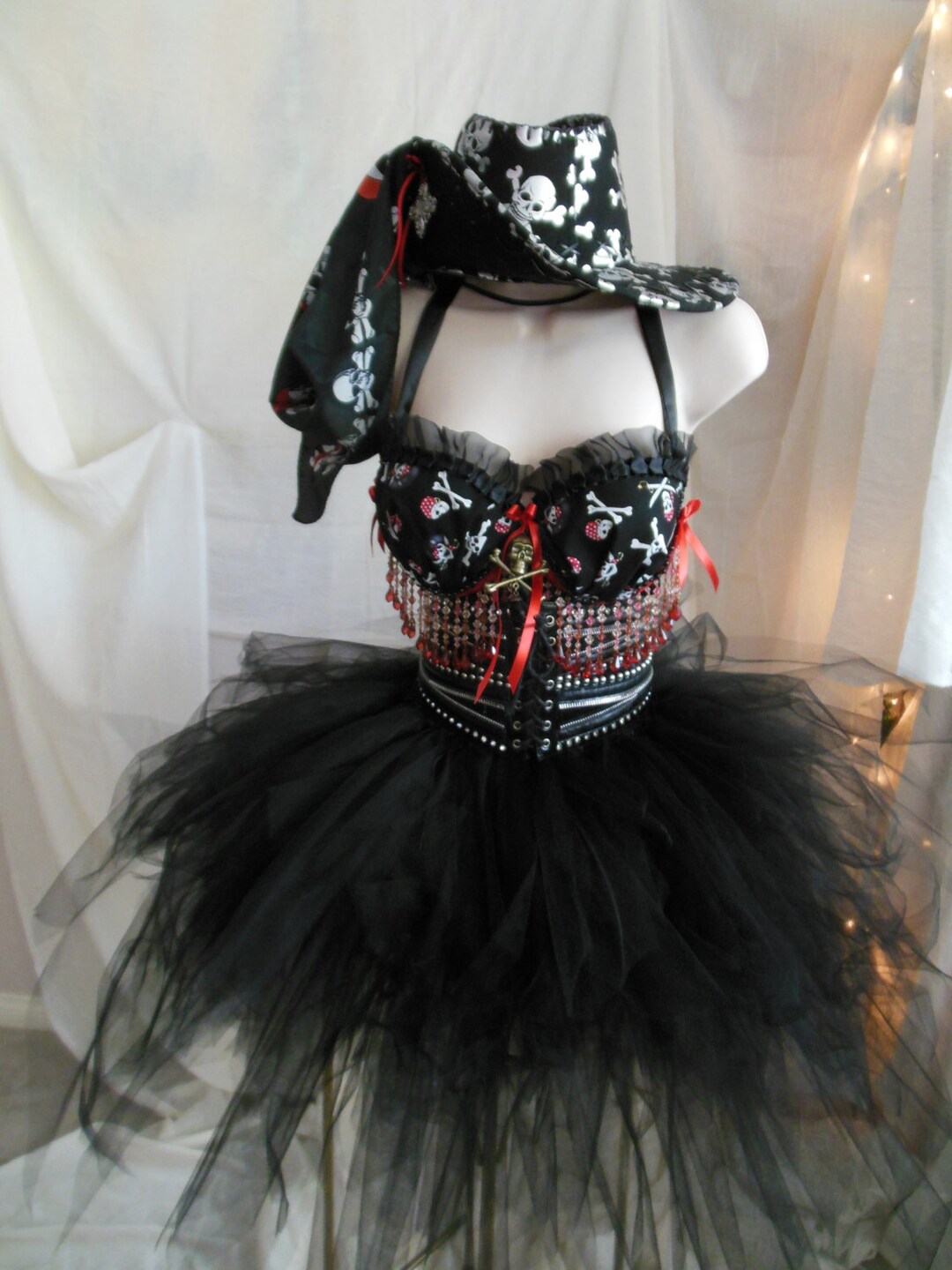 SILVER PIRATE Bra Top 36C Black Tulle Skirt Skull and Crossbones Pirate ...