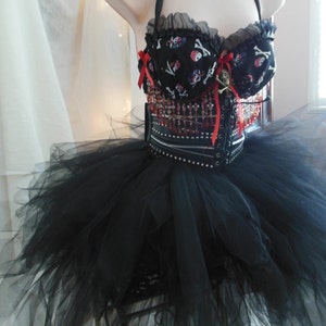 SILVER PIRATE Bra Top 36C Black Tulle Skirt Skull and Crossbones Pirate ...