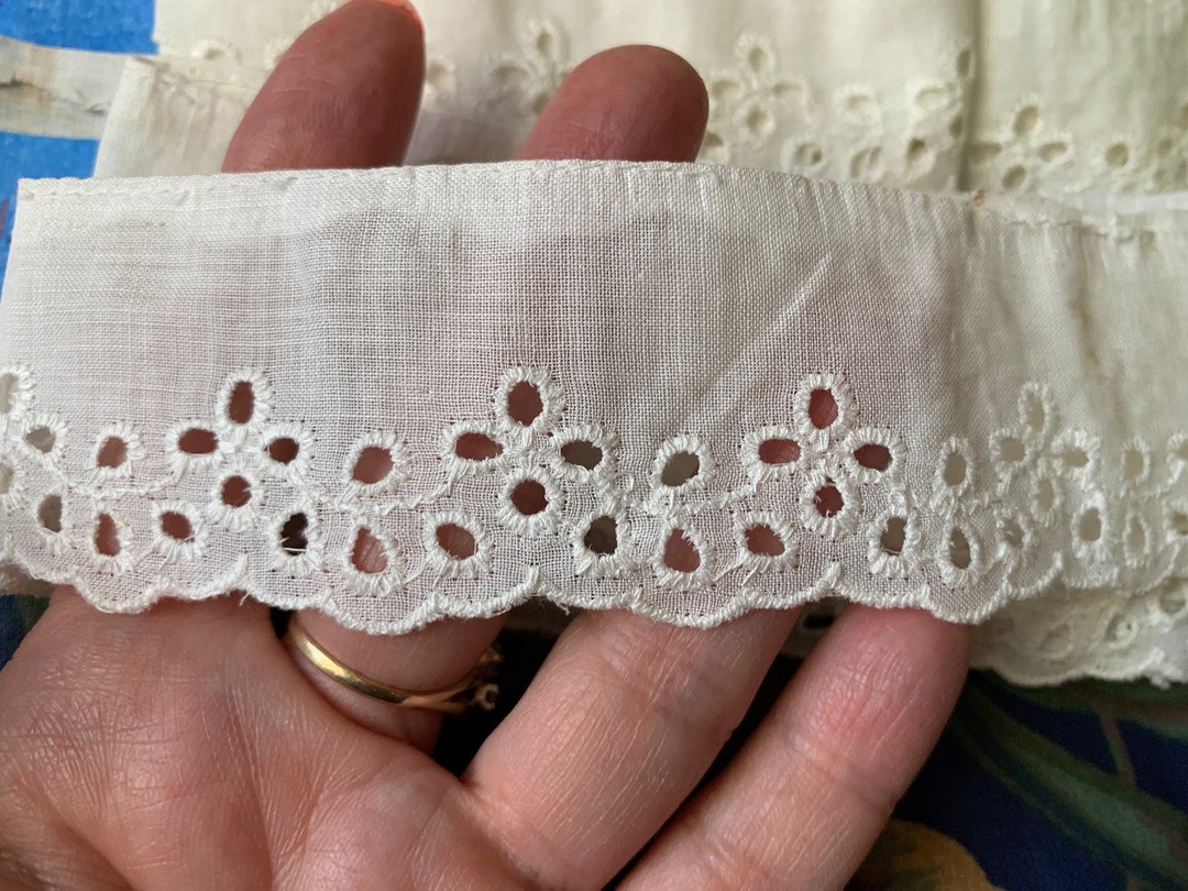 Vintage Lot of Eyelet Lace Edging Trim Scraps // 13 Pcs, 226" Total ...