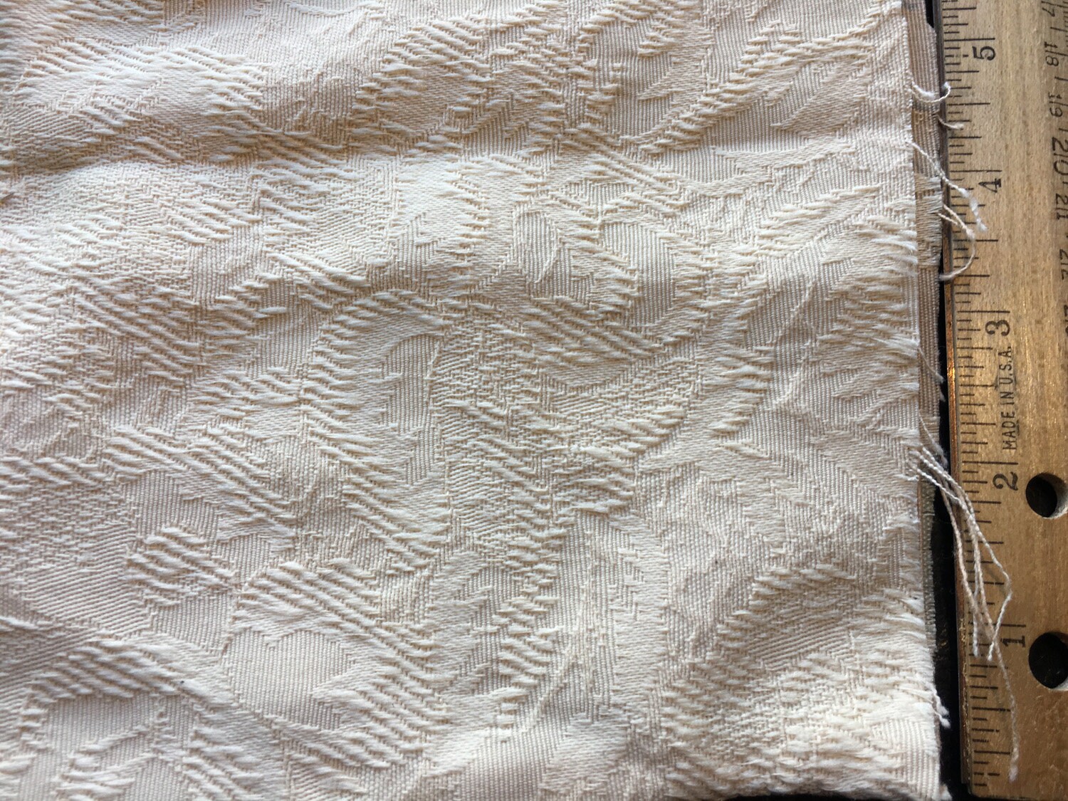 Vintage Large Cabbage Roses Valance Remnant // | Etsy