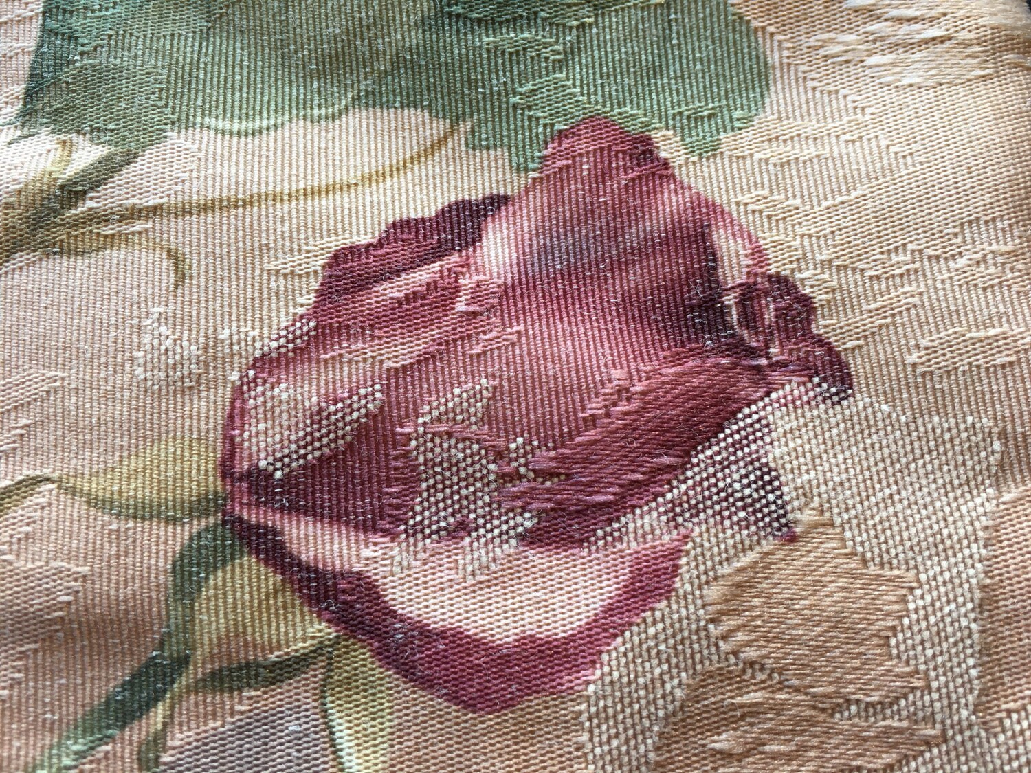 Vintage Large Cabbage Roses Valance Remnant // | Etsy