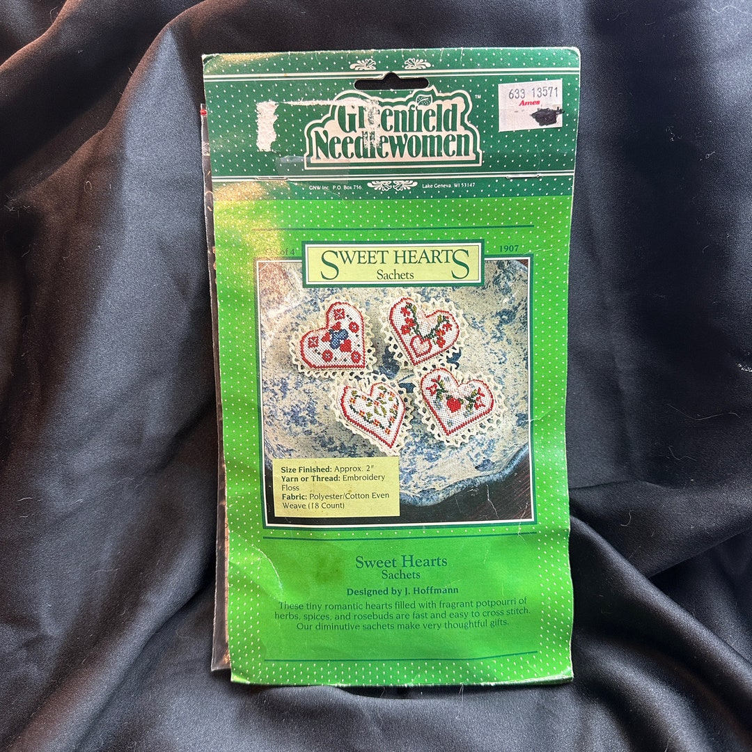 Sweet Hearts Sachets Cross Stitch Kit #1907 // 2" Each > Unused, DIY ...