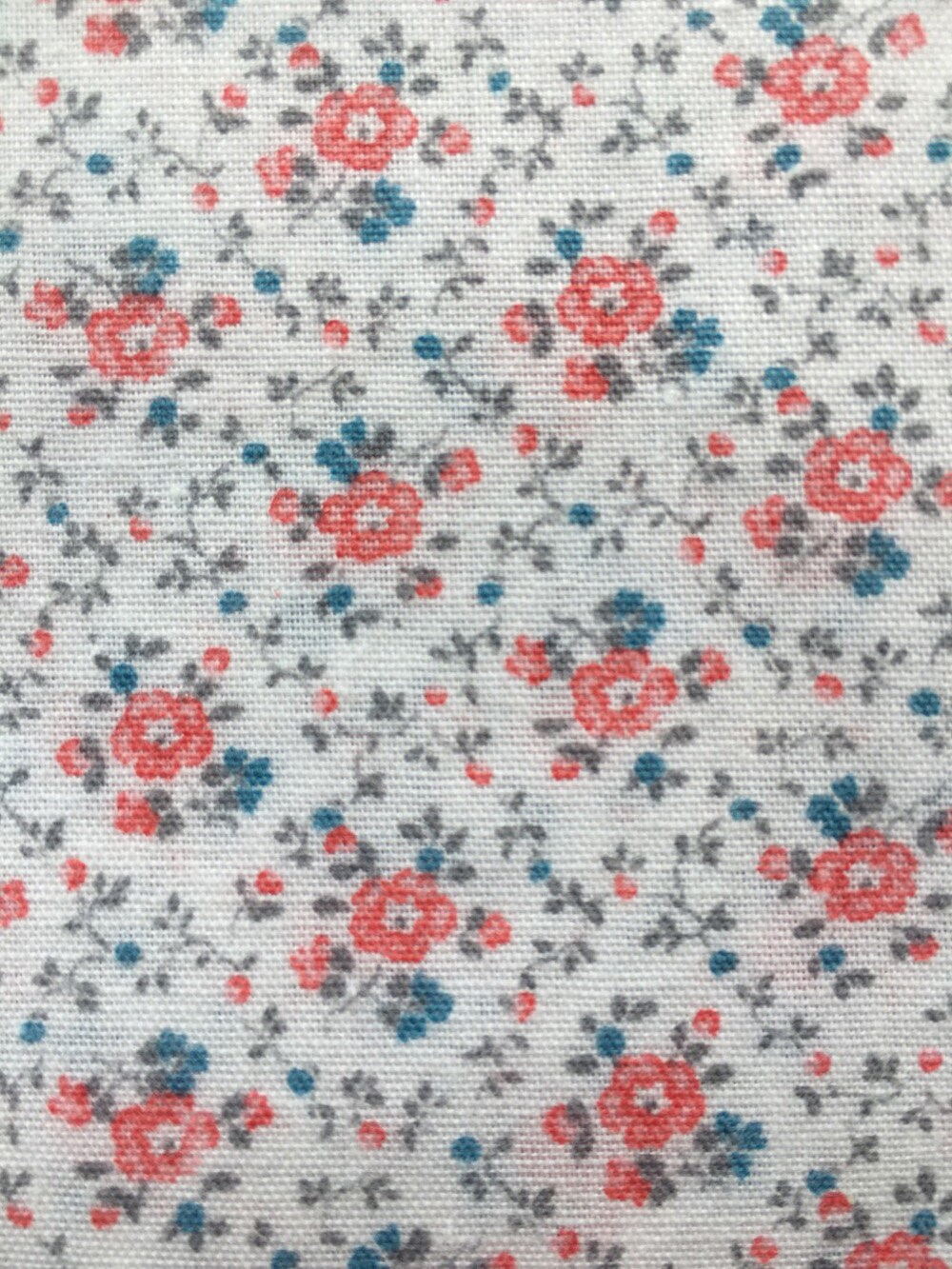 Vintage Small Print Floral Cotton Fabric // 36x45 | Etsy