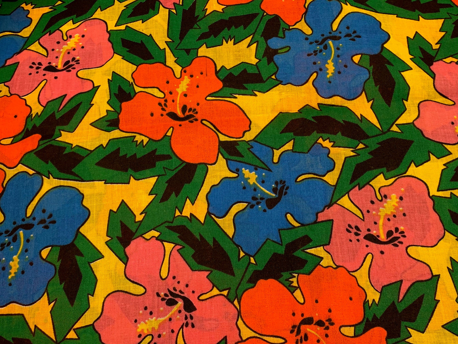 Vintage Hibiscus Cotton Fabric // 100x44 2 Avail | Etsy