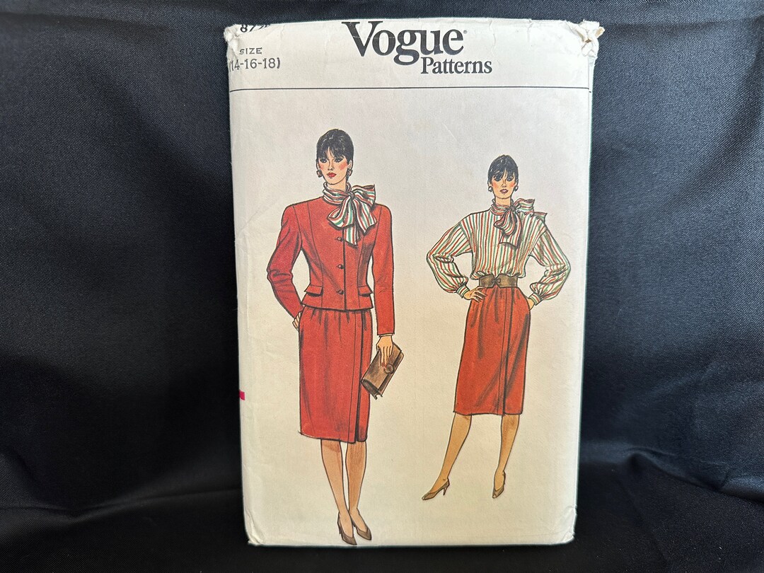 1980s Jacket, Skirt & Blouse Pattern // Vogue 8770 > Sz 14-16-18 ...