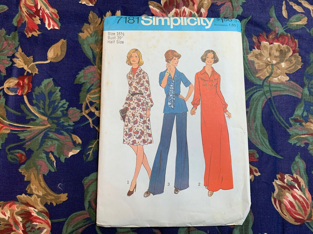 Vintage 1970s Dress in Two Lengths or Top and Scarf in Half Sizes ...