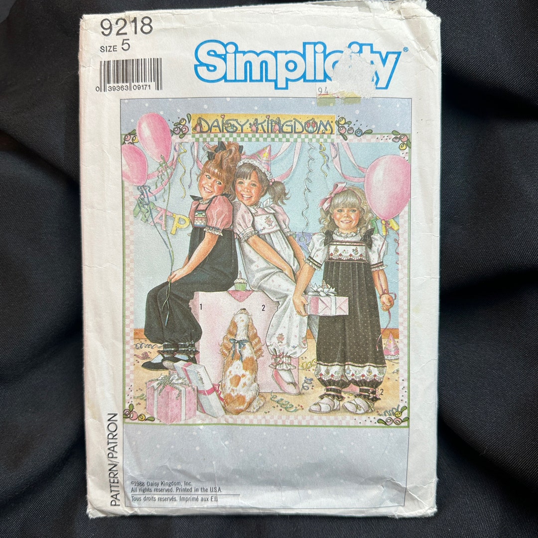 1980s Daisy Kingdom Balloon Overalls & Blouse Pattern // Simplicity ...