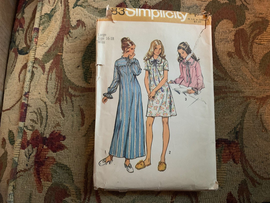 Vintage 1970s Nightgown & Bedjacket in Two Lengths Pattern ...