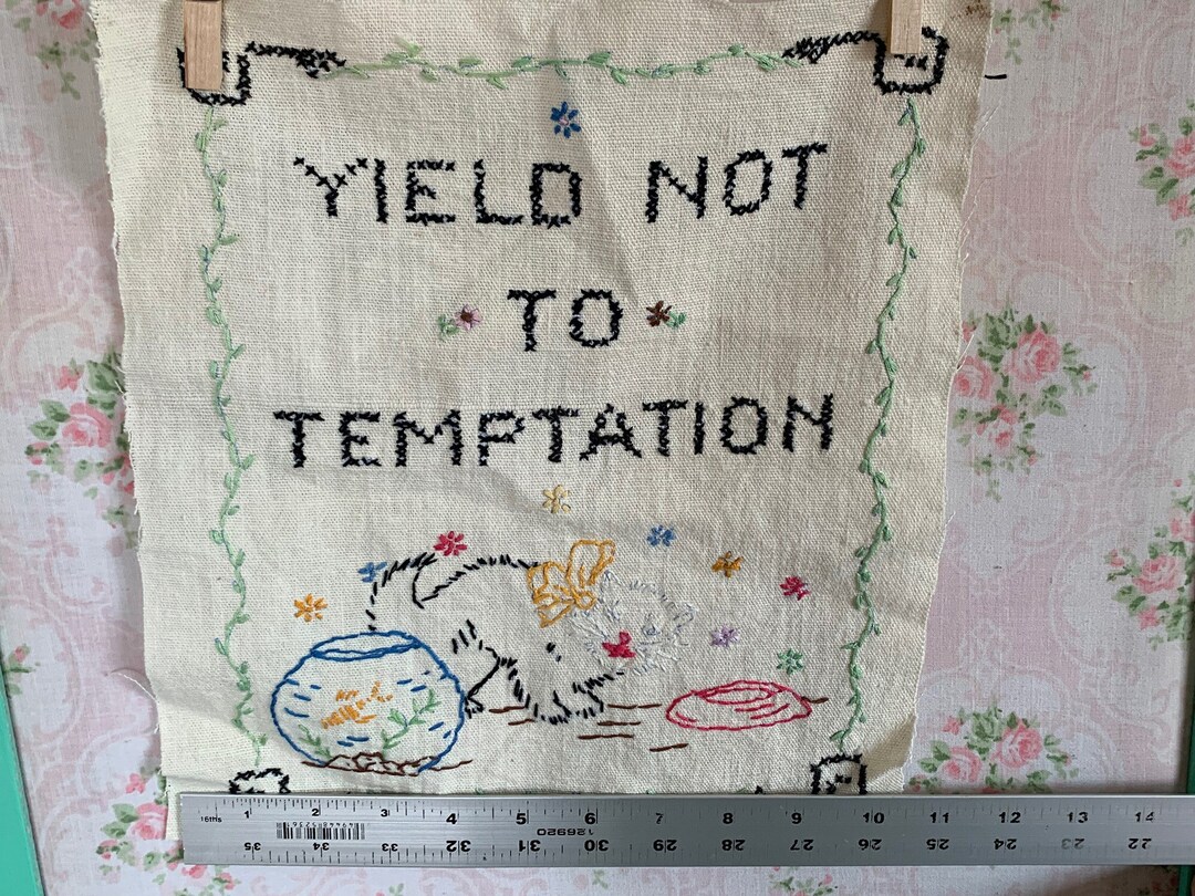 Vintage Embroidered Kitty Cat Motto Embroidered Panel // 11x12" > YIELD ...