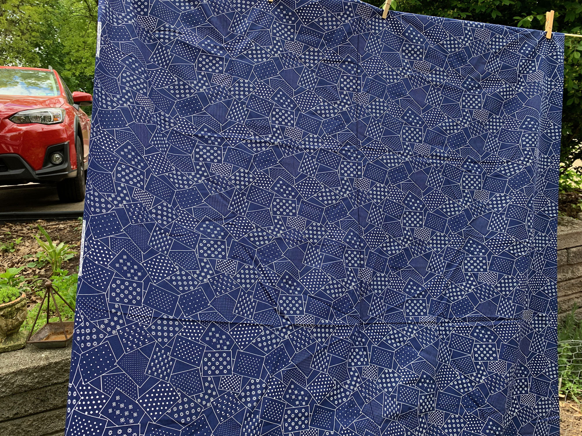 Vintage Calico Patchwork Print Fabric // 56x44" > Navy Blue & White ...