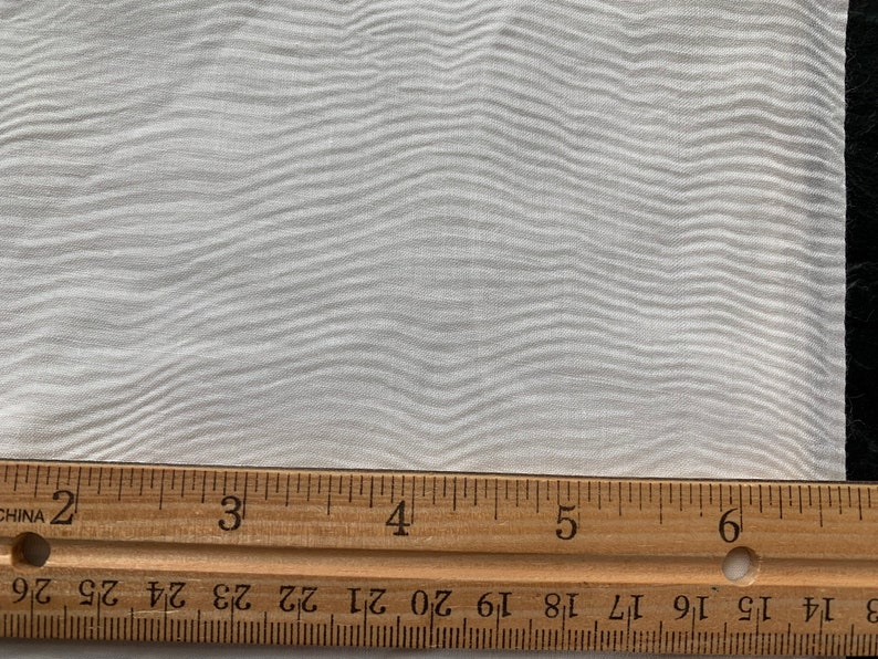 Vintage White Cotton Plissé Fabric // 144x36 Unused | Etsy